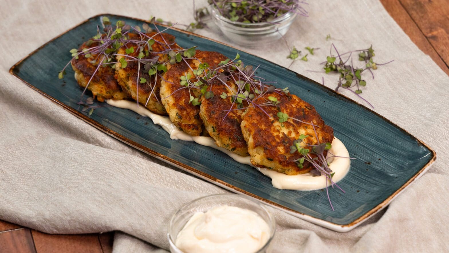 Cod Cakes Roasted Garlic Mayo - Gusto TV
