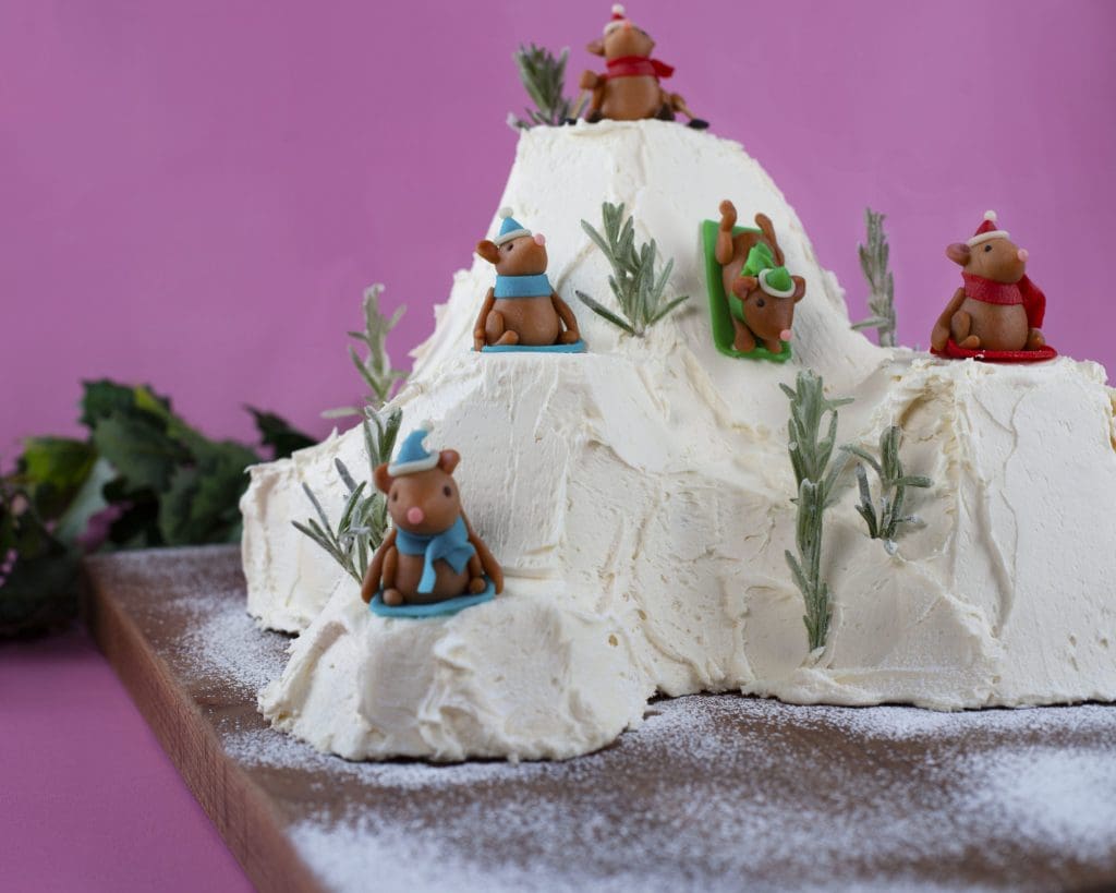 Ski Slope Eggnog Cake - Gusto TV