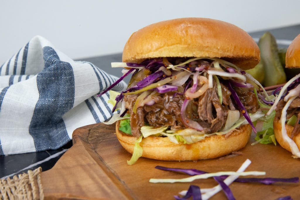 Beer Braised Beef Burgers - Gusto TV