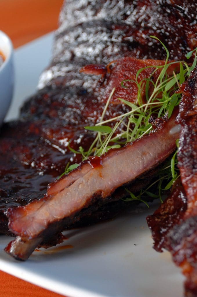 Saucy Ribs - Gusto TV