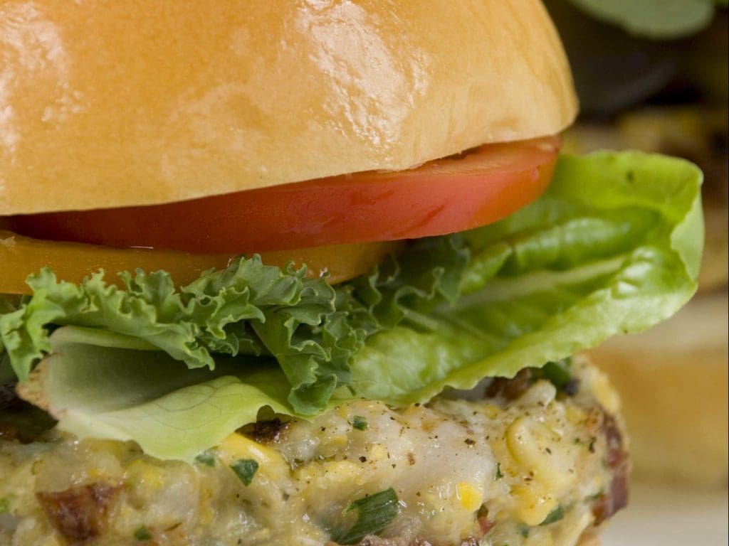 Scallop Corn Bacon Burger - Gusto TV