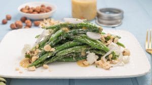 Green Beans with Hazelnut Dressing - Gusto TV