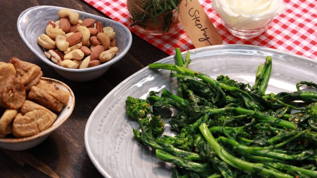 Rapini with Garlic and Chili - Gusto TV