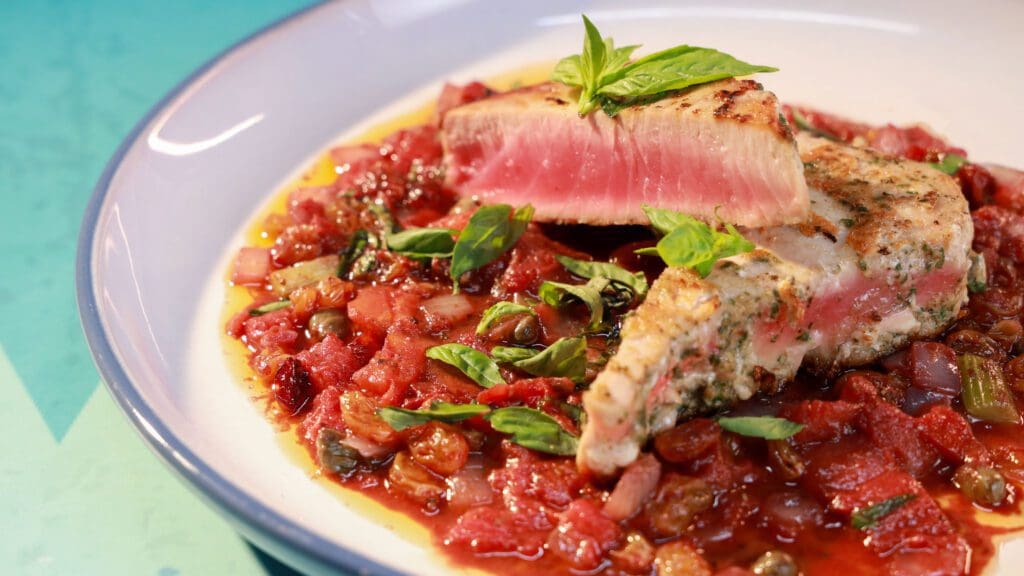 Braised Tuna Steaks - Gusto TV