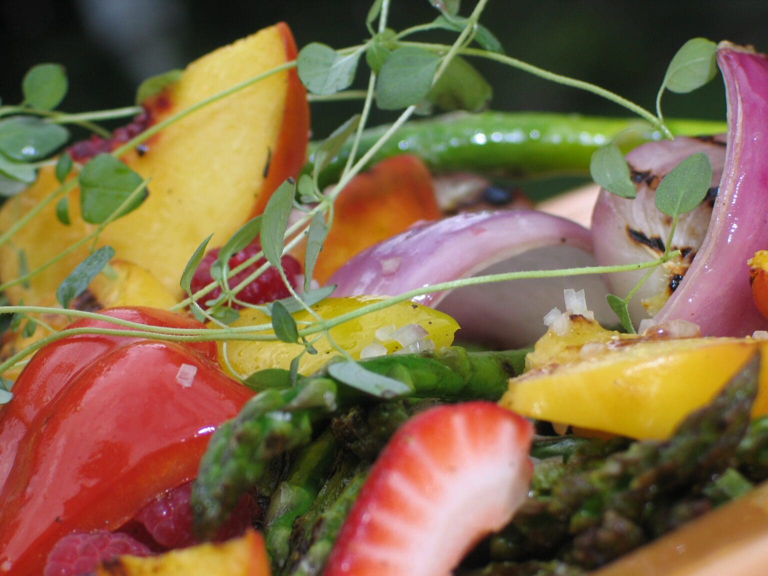 Crazy Garden Salad - Gusto TV