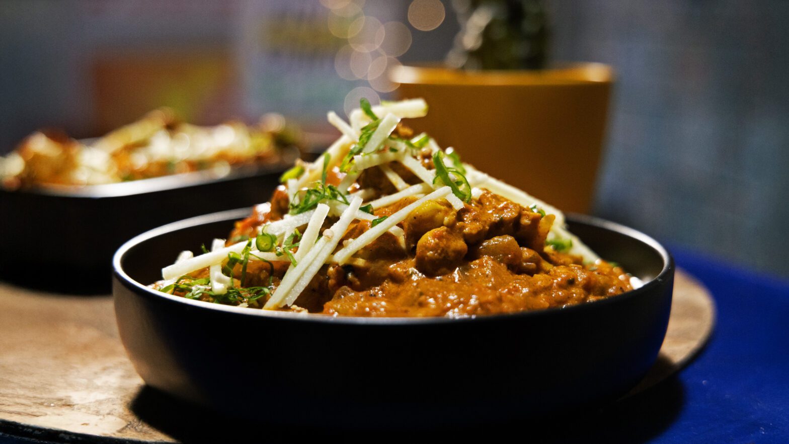 Lahori Chicken Recipe - Pakistan's Vibrant Street Food Gem - Gusto TV 1