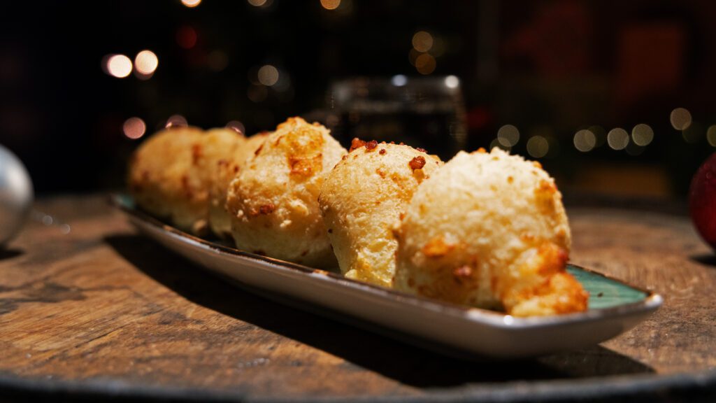 Colombian Cheese Fritters (Buñuelos) - Gusto TV